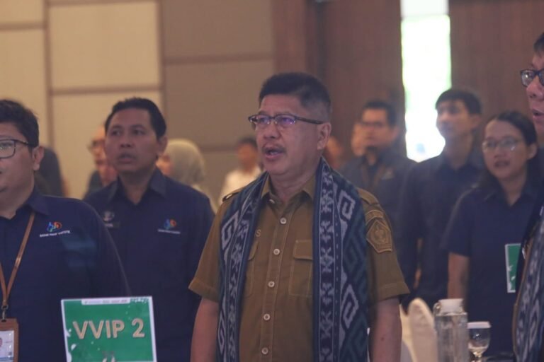 Tomohon Raih Penghargaan Indeks Pembangunan Statistik 2024 di Rapat ...